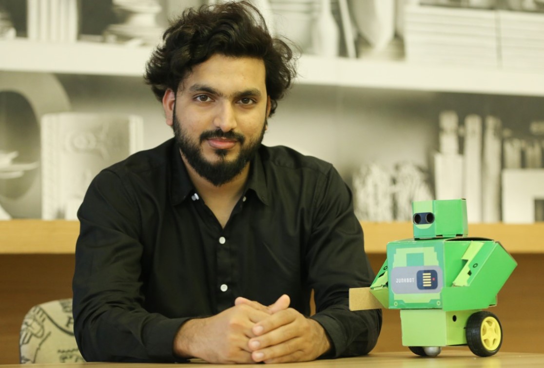 Junkbot to solve skills mismatch with Skillplay