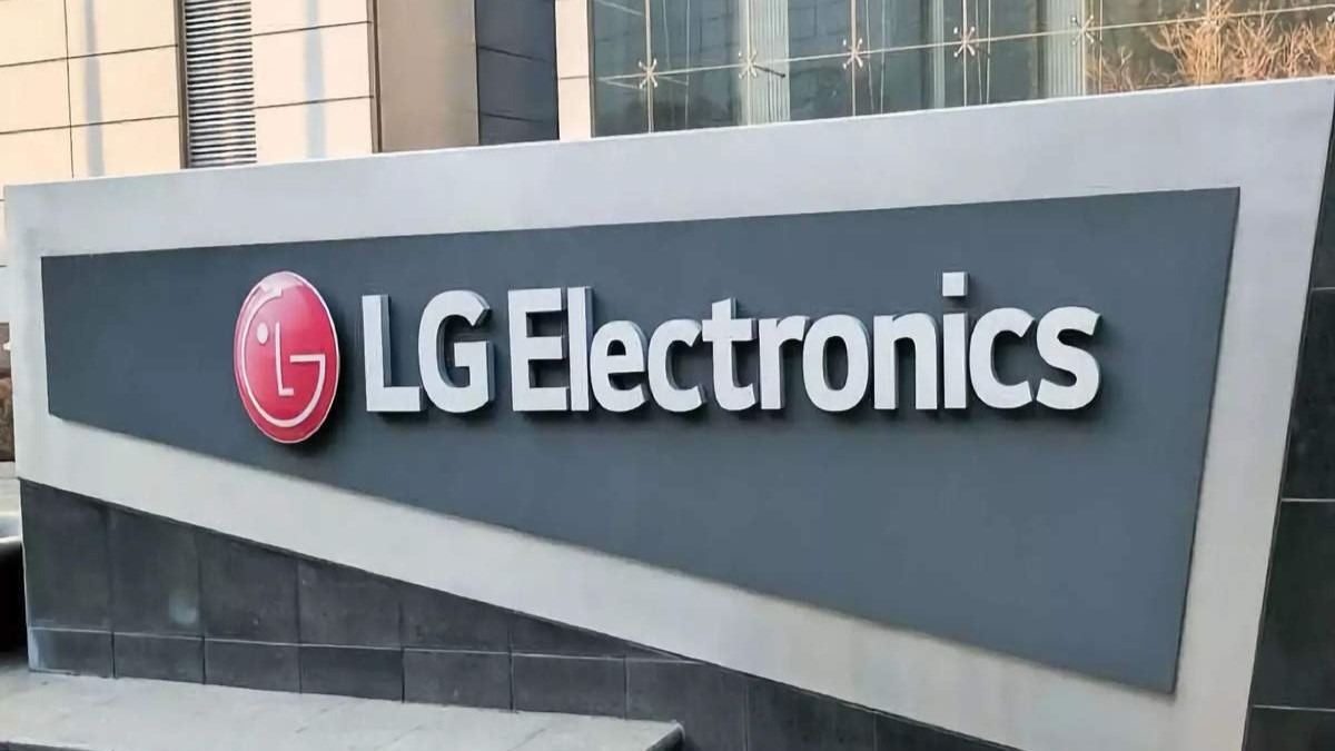 LG Electronics adds Axis Capital for $1.5b Mumbai IPO